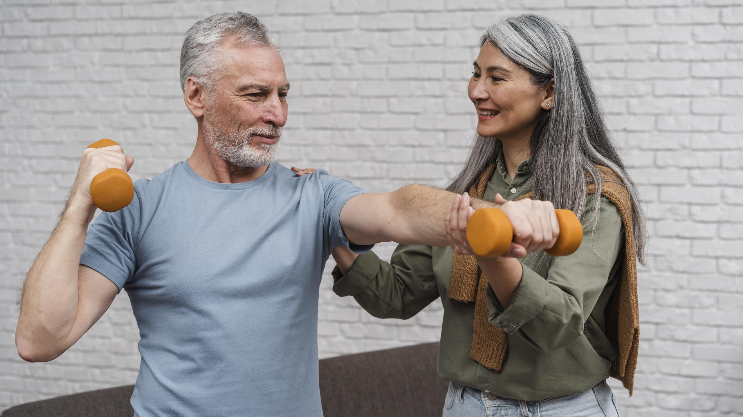 Become a personal trainer in Canada with certifications